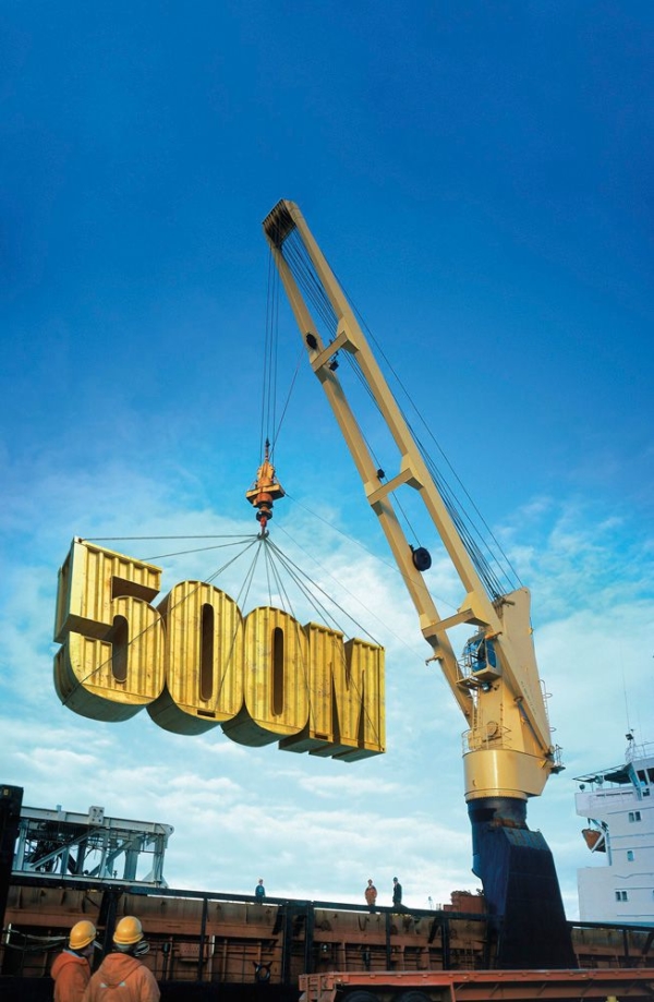 3D Numbers and Crane Advertising Illustration - Illustration Agent Website